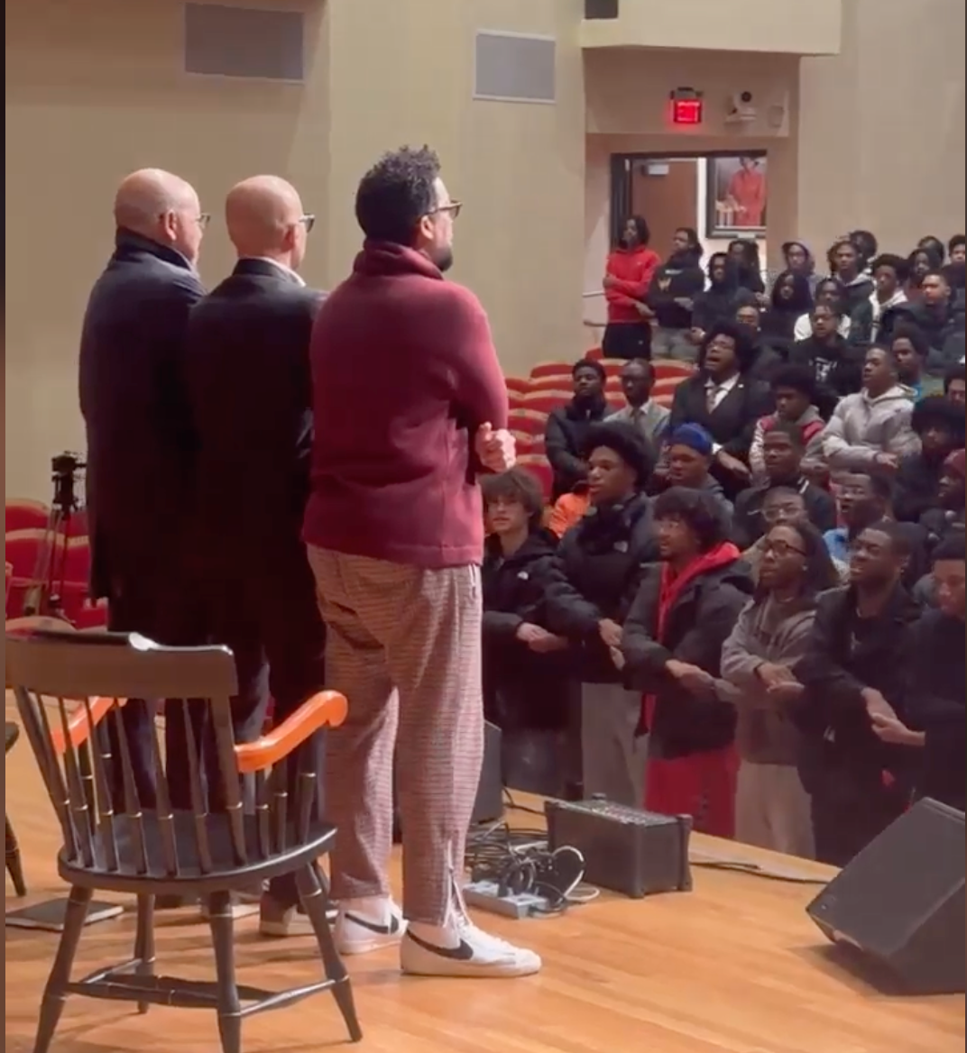 Demond Martin Hands Out $500, Preaching Ethical Capitalism - The Maroon ...